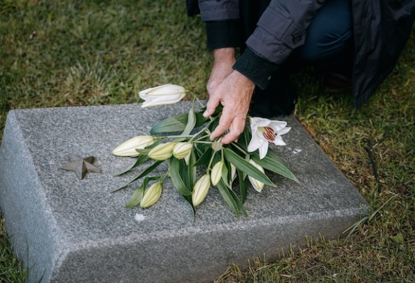 Natural Burials and Funeral Homes
