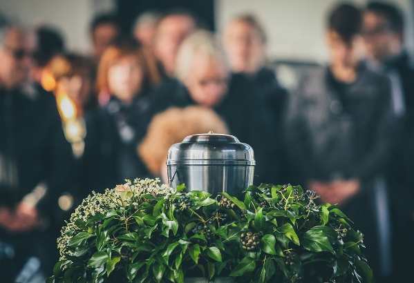 Understanding the Cremation and Burial Process