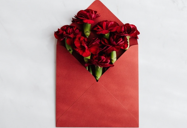 A Complete Guide To Different Types Of Funeral Flowers