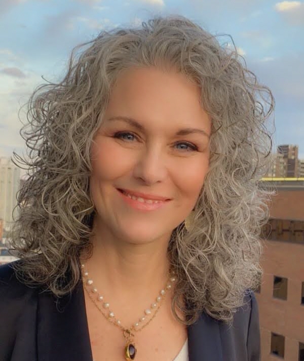 Deborah Re's Instagram, Twitter & Facebook on IDCrawl