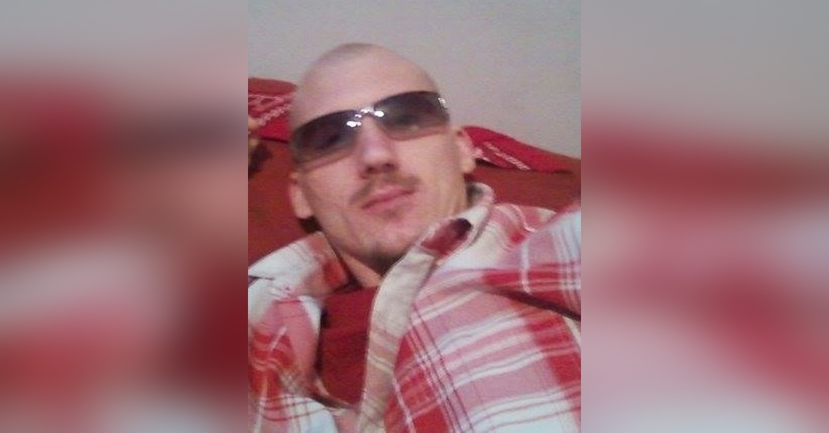 Dustin Lee Harris Obituary - Visitation & Funeral Information