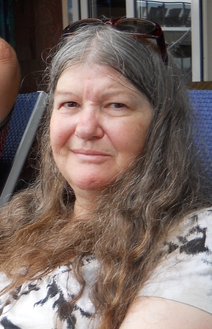 Deborah Testa's Instagram, Twitter & Facebook on IDCrawl