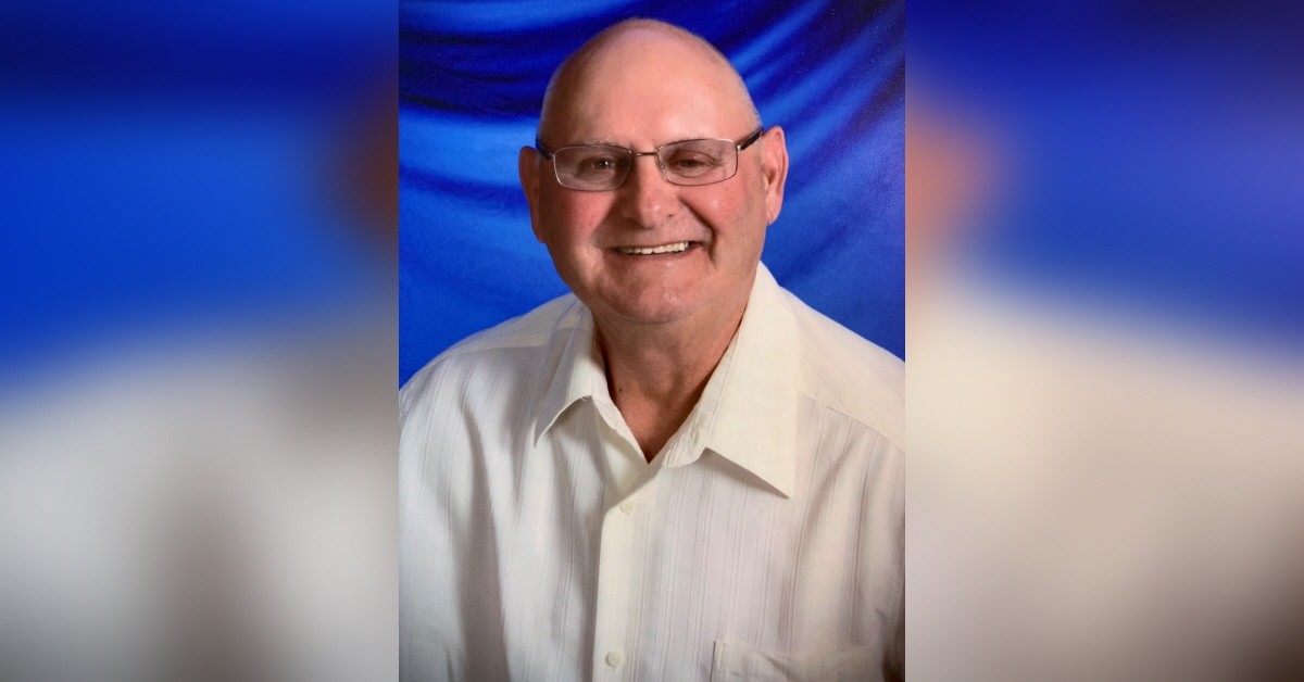 Obituary information for Tom Van Beek