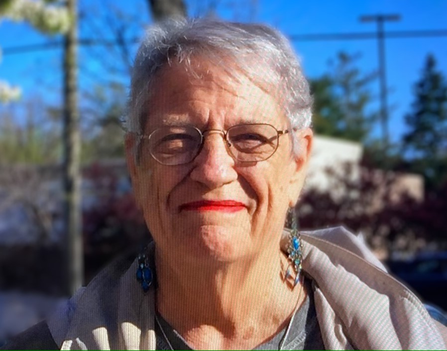 Pam Davey's Instagram, Twitter & Facebook on IDCrawl