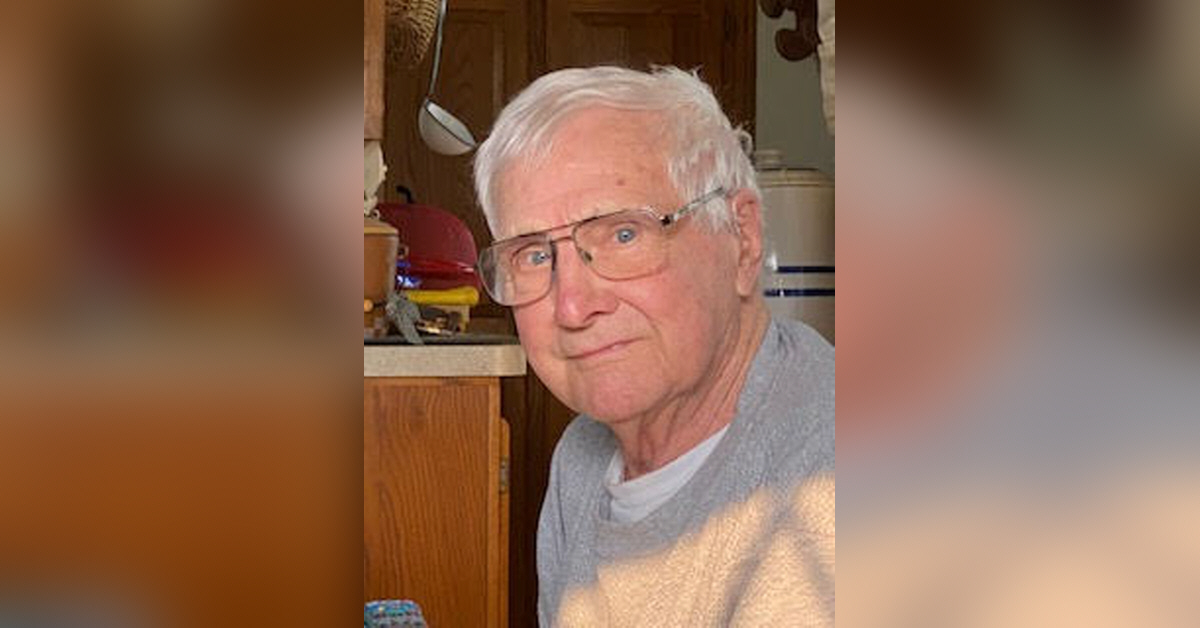 Obituary information for Robert M. Lind