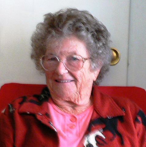 Helen Mae Engle - 2008 - Edwards Memorial Funeral Homes, Chapels ...