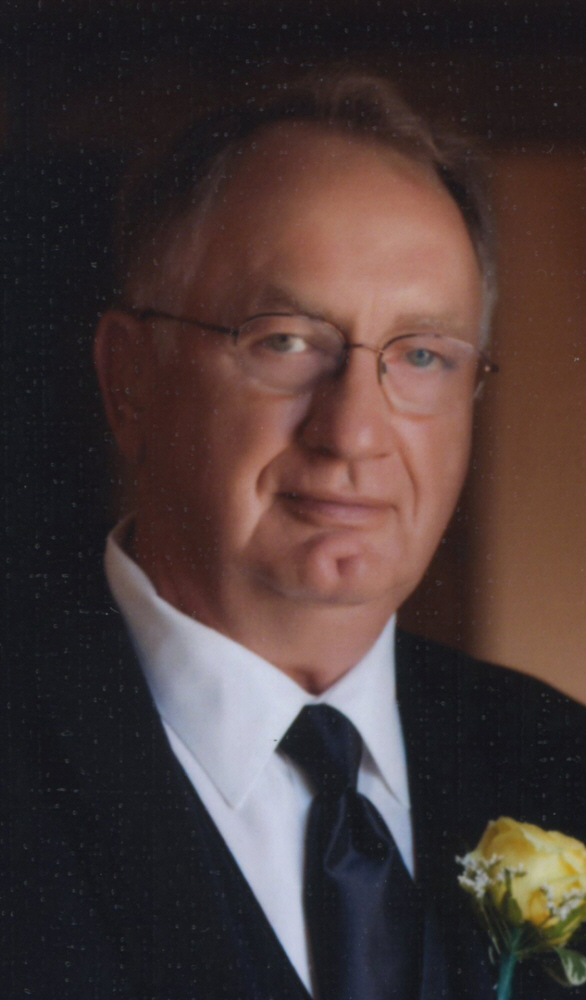 Gary Deane Woodworth - 2015 - Apfel Wolfe