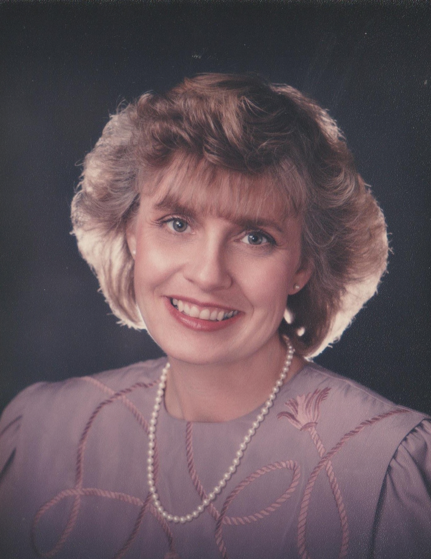 Christine Dutton's Instagram, Twitter & Facebook on IDCrawl