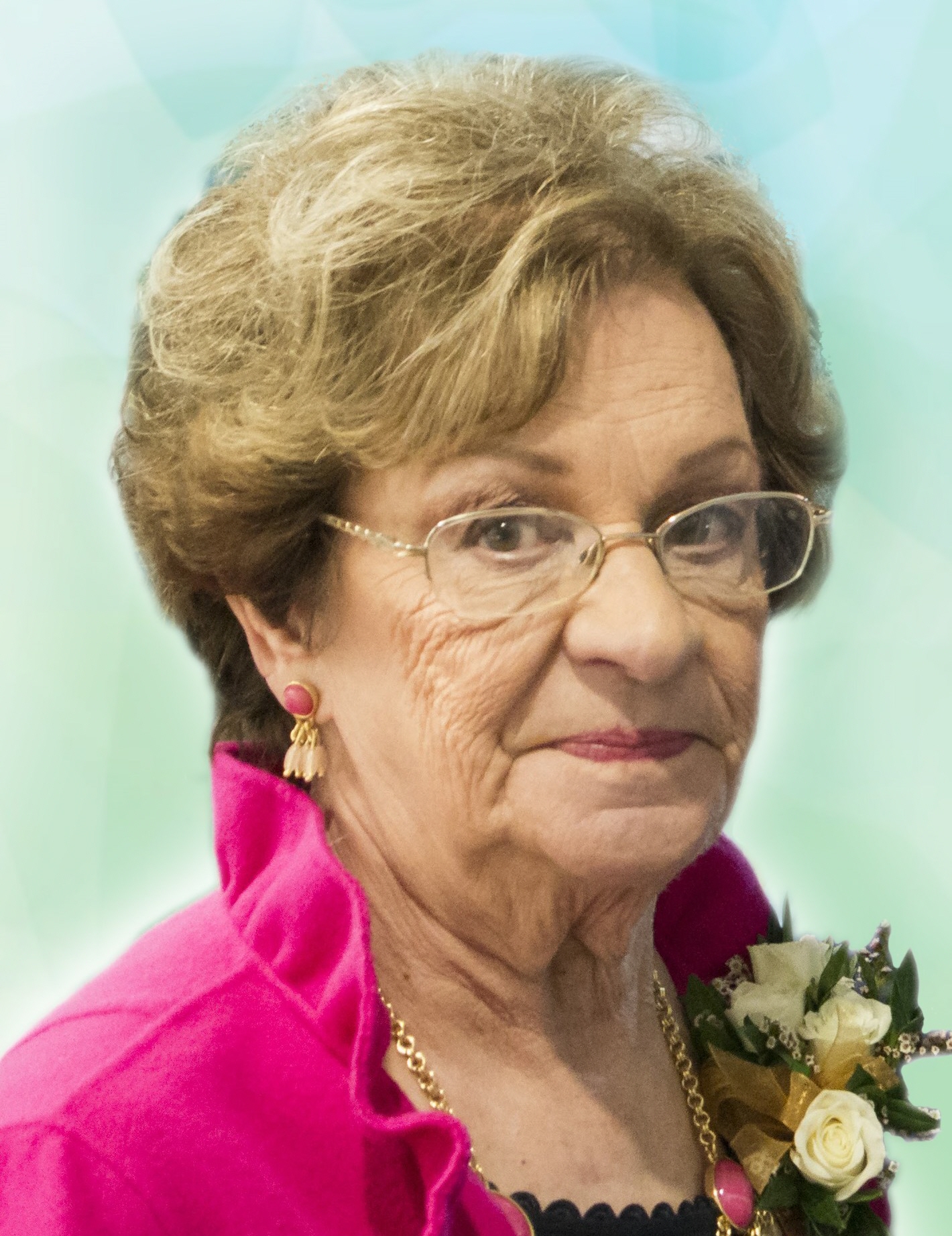 Susan Greiner's Instagram, Twitter & Facebook on IDCrawl