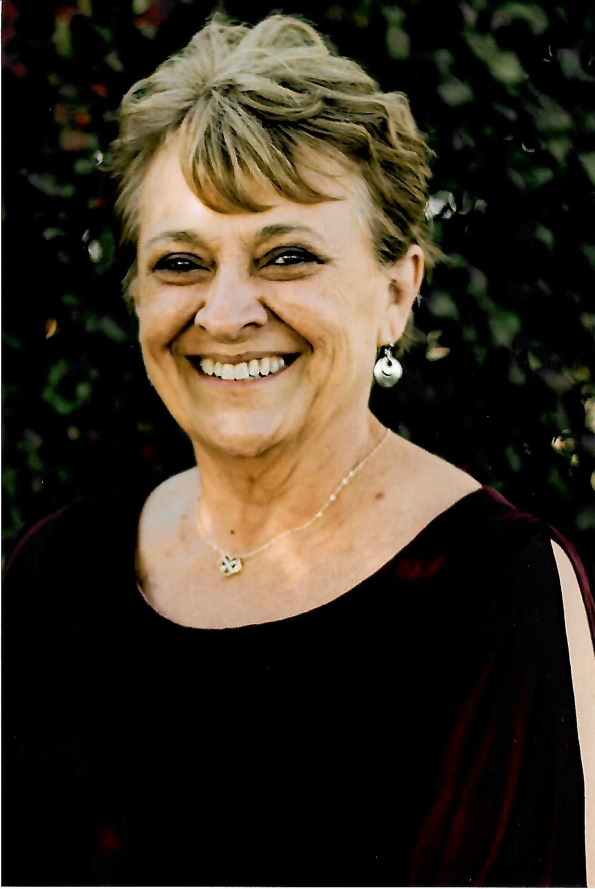 Pamela Sue Hunter - 2021 - Plaisier Funeral Home Inc.