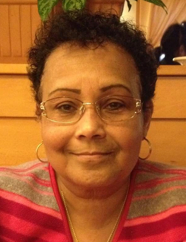 Sharon E. (Lee) Castro - 2021 - H.L. Farmer & Sons Funeral Homes