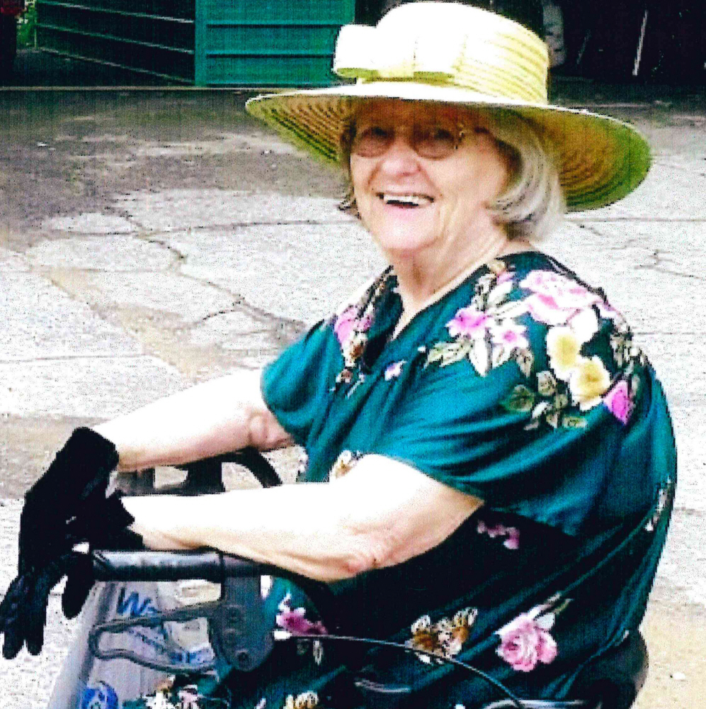 Geneva Lee Hopper - 2017 - Reins-Sturdivant Funeral Home