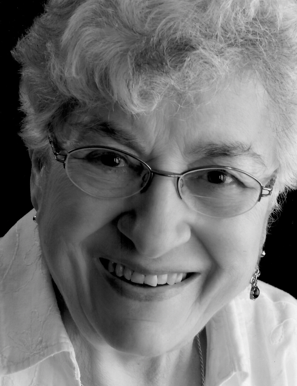 Julie Underhill's Instagram, Twitter & Facebook on IDCrawl