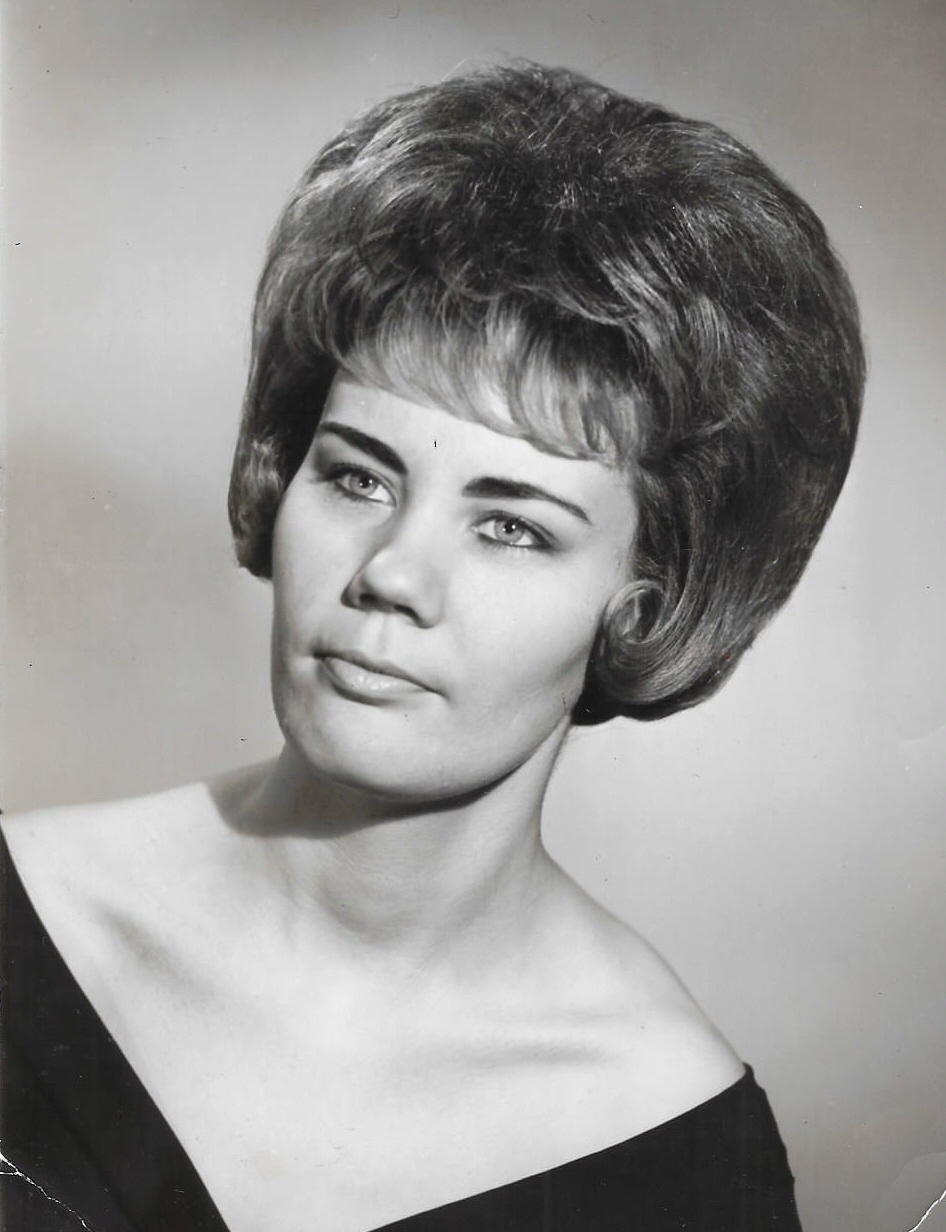 Linda Phillips - 2021 - Marek-Burns-Laywell Funeral Home