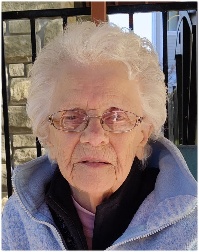 Elizabeth Gladys Rose - 2021 - Malcolm, Deavitt & Binhammer Funeral Home