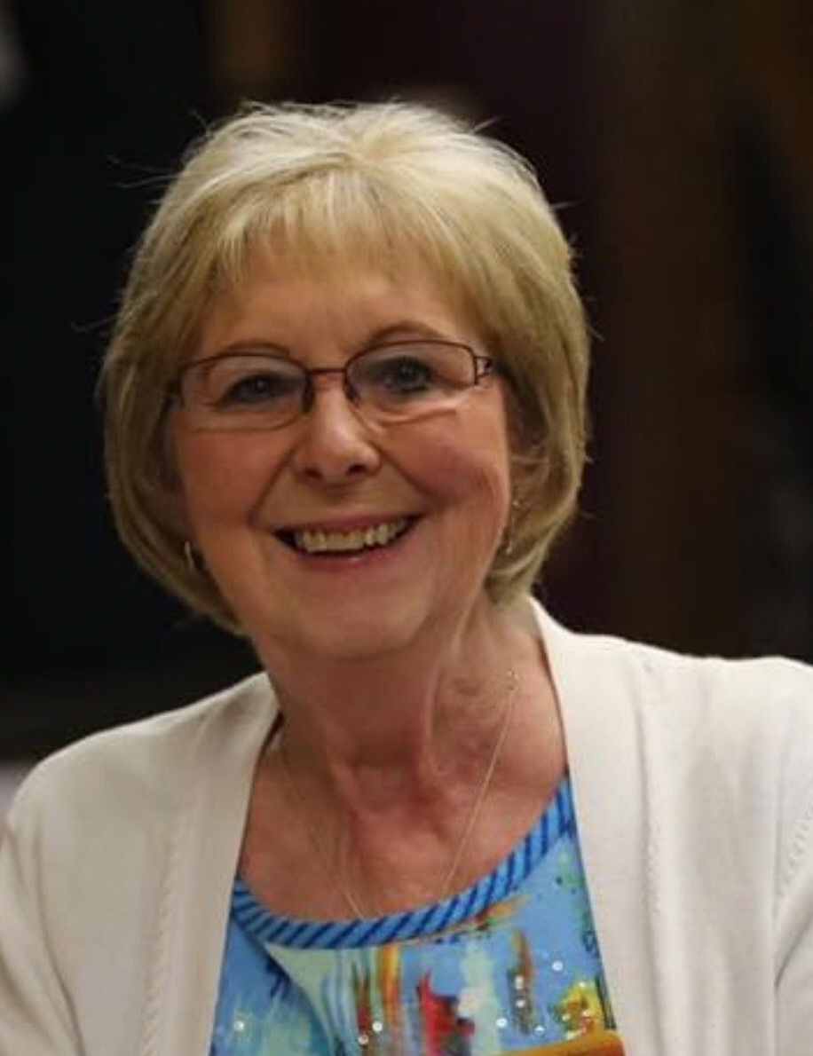 Karen Lea Hunter - 2021 - Kiesau-Lee Funeral Home