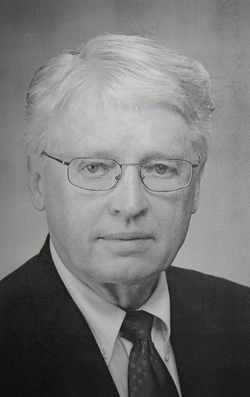 Dr. James Ronald 'Ron' Bartlett - 2015 - Waller Funeral Home