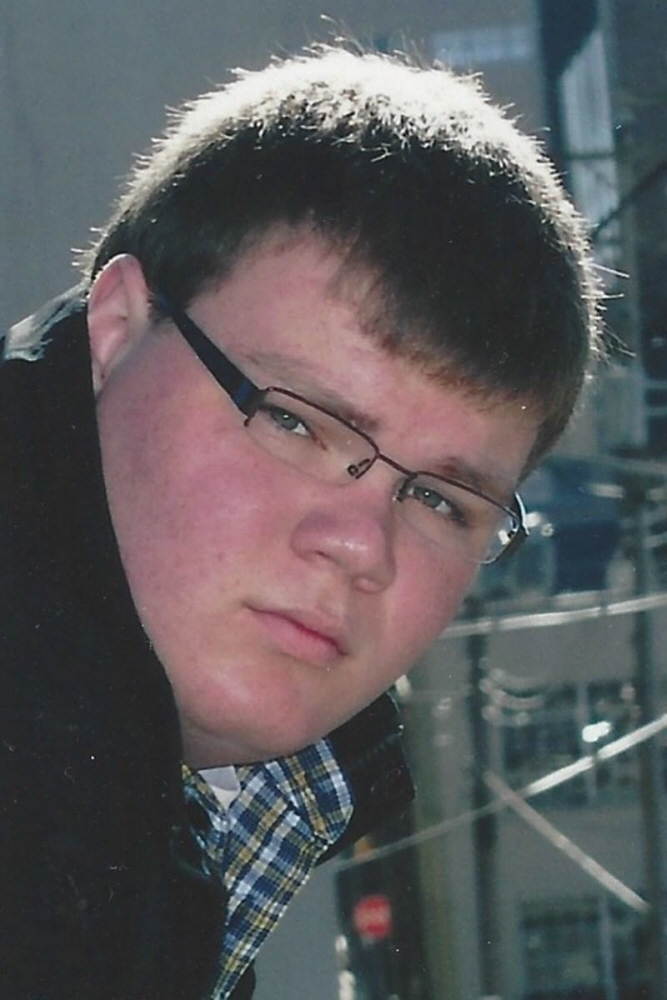 Colin Steven Davis - 2021 - Plaisier Funeral Home Inc.