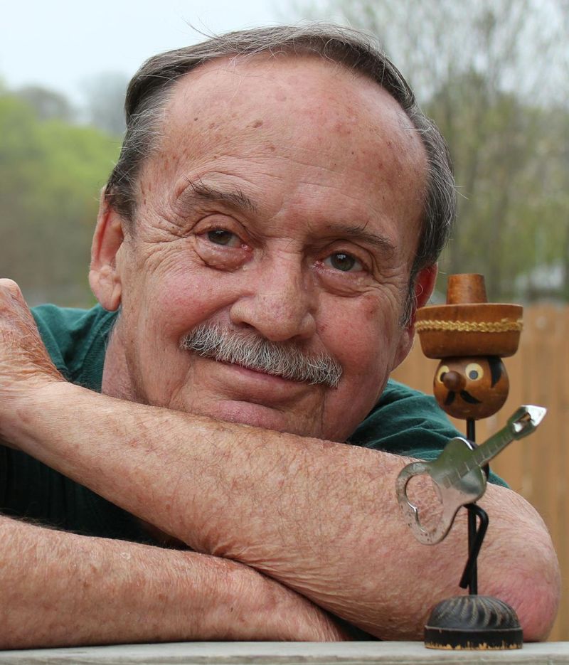 Jeffrey Gruber's Instagram, Twitter & Facebook on IDCrawl