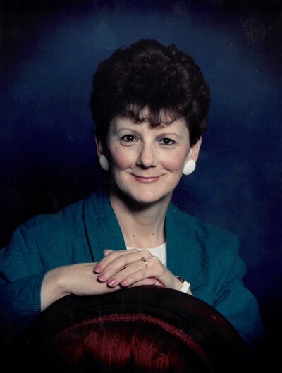 Sharon Elizabeth Redmond - 2021 - P & K MacDonald Funeral Home Limited