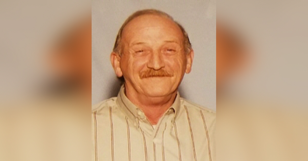 Stan Obituary - Visitation & Funeral Information