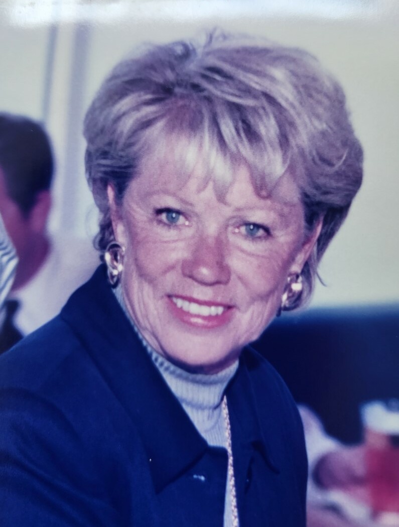 Joan Isom - 2022 - Brusie Funeral Home