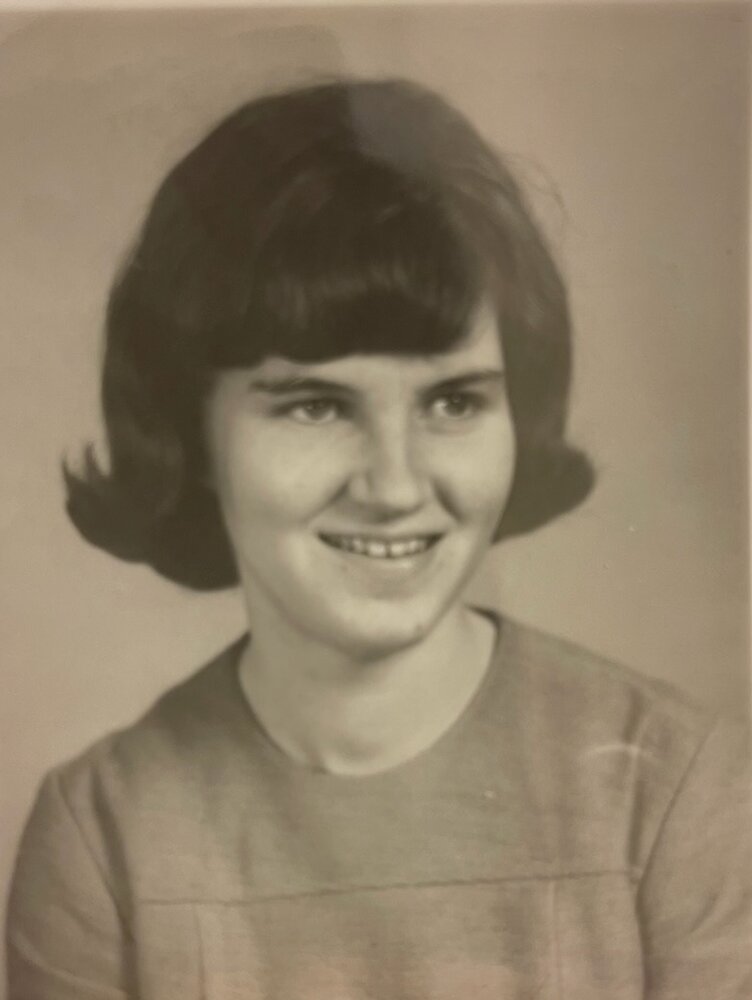 Kathy Gail McCurry - 2022 - Crisp Funeral Home