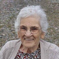 Phyllis Burt Strong) - 2020 - Russells Funeral Home