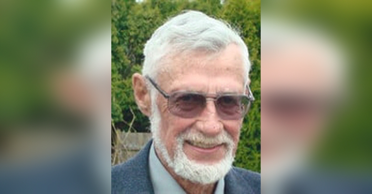 Obituary information for Loyal Edward LeMay