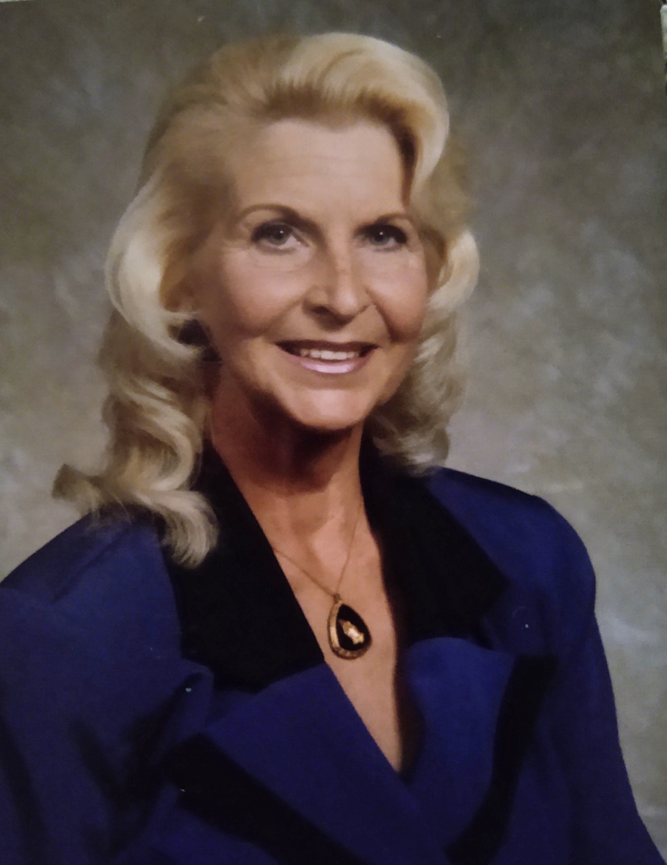 Caroline Maxine Walker Lynch Manis - 2022 - Rentschler Family Mortuaries