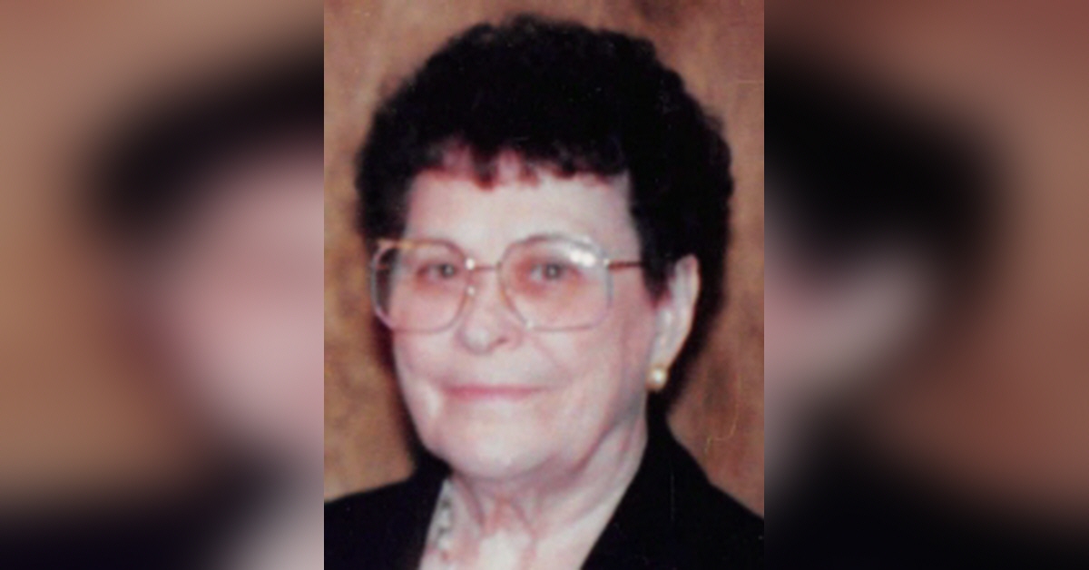Maxine Barrett Obituary - Visitation & Funeral Information