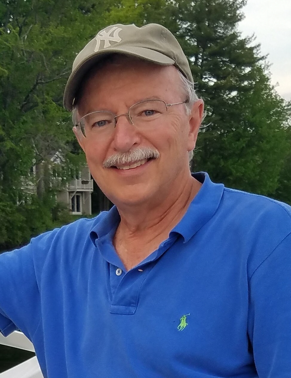 Lori Frame's Instagram, Twitter & Facebook on IDCrawl