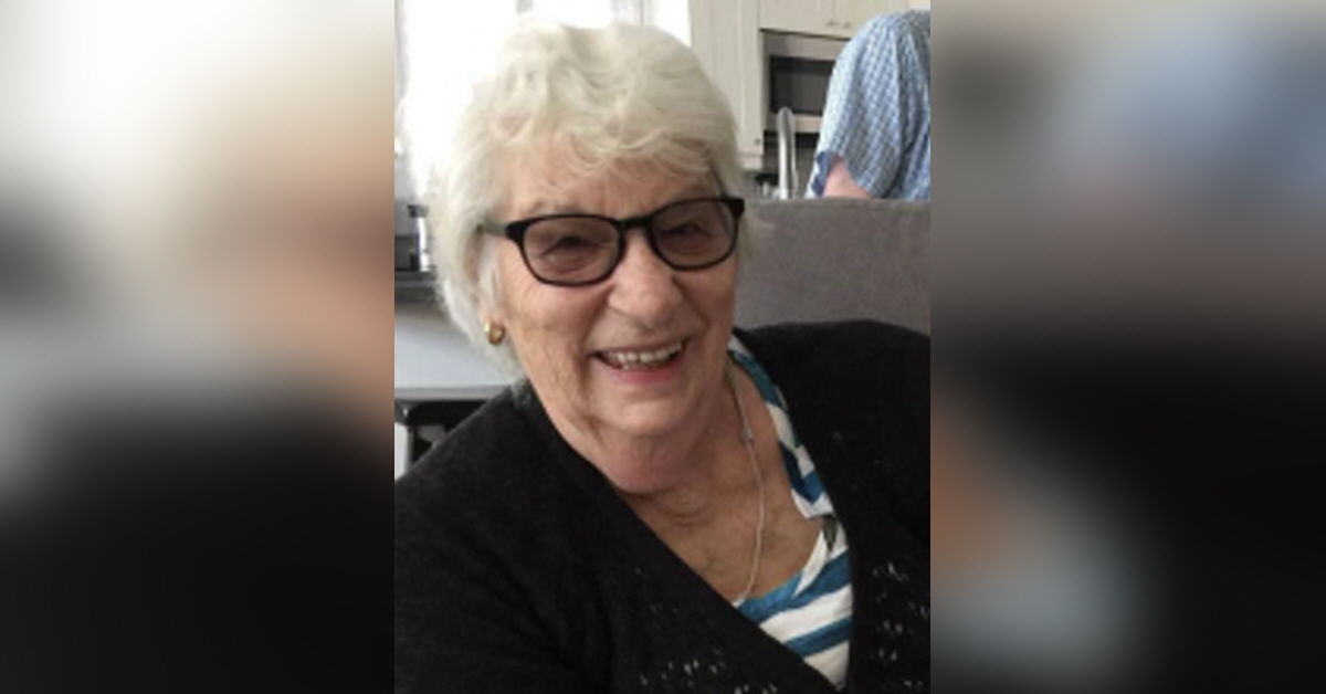 Obituary information for Maxine Patricia Thomson (Waite)