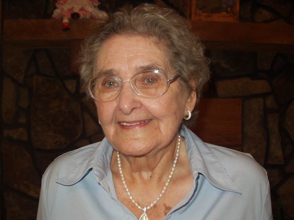 Stella Mae Lindsey Valentine - 2014 - Atchley Funeral Home