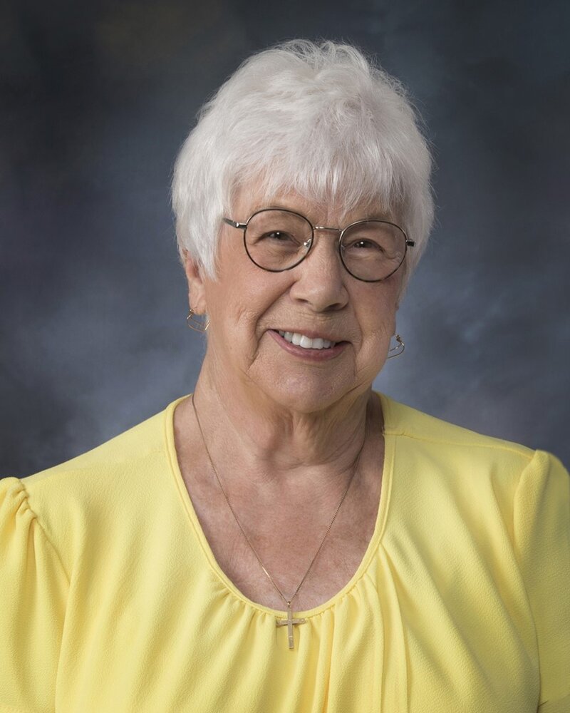 Yvonne Patricia Lyons - 2022 - York and Miramichi Valley Funeral Homes