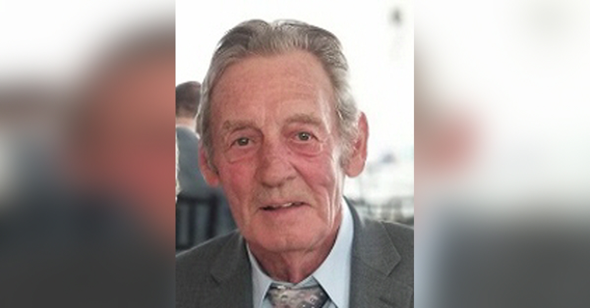 Howard R. King Obituary - Visitation & Funeral Information Howard R. King Obituary - Visitation & Funeral Information