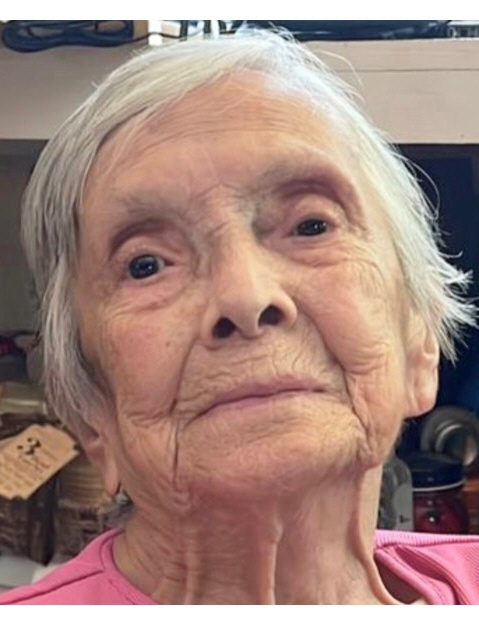 Alida Montufar Luna Davis - 2022 - Brooks and White FH