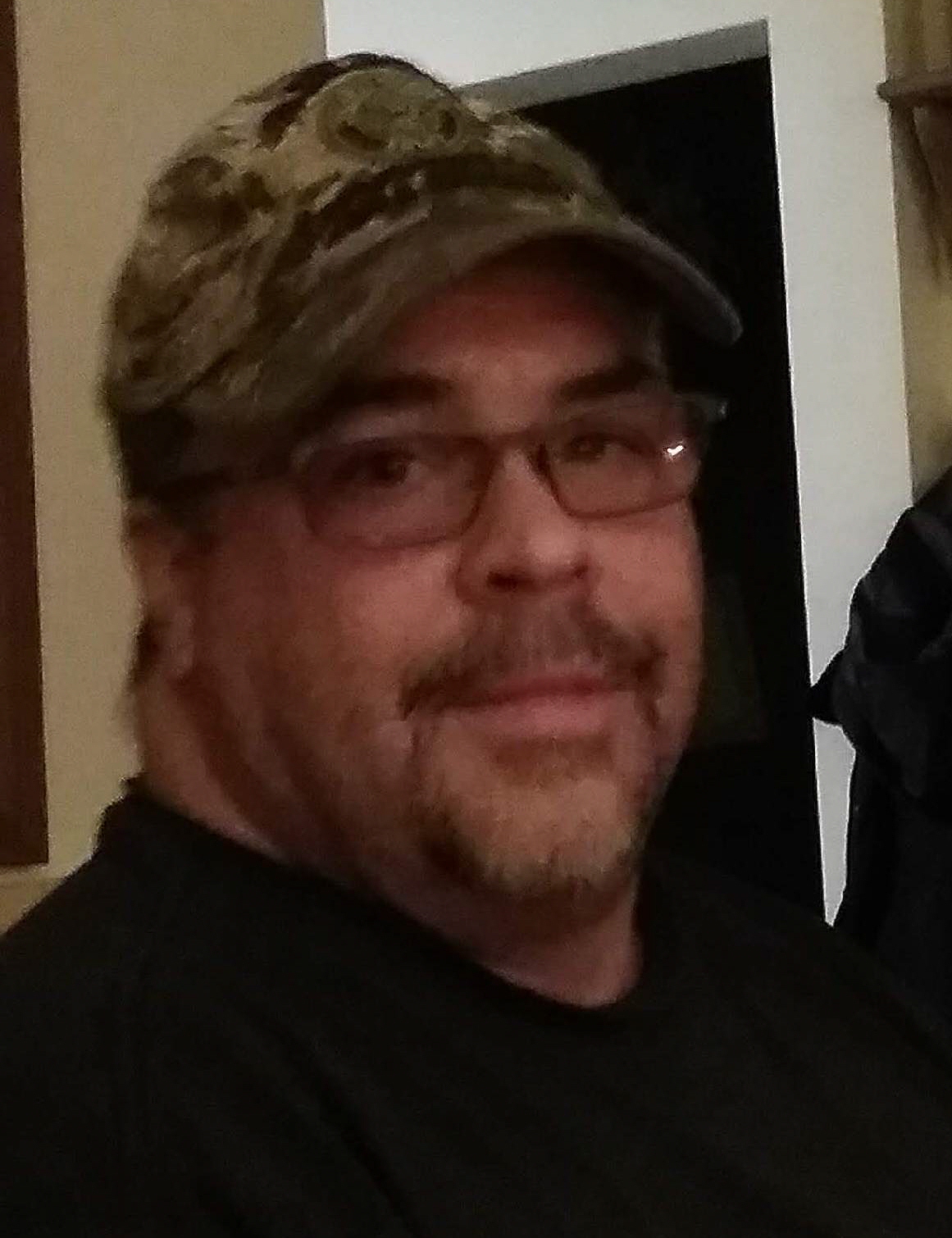 Kenneth W. Donisch - 2022 - Farkas Funeral Home