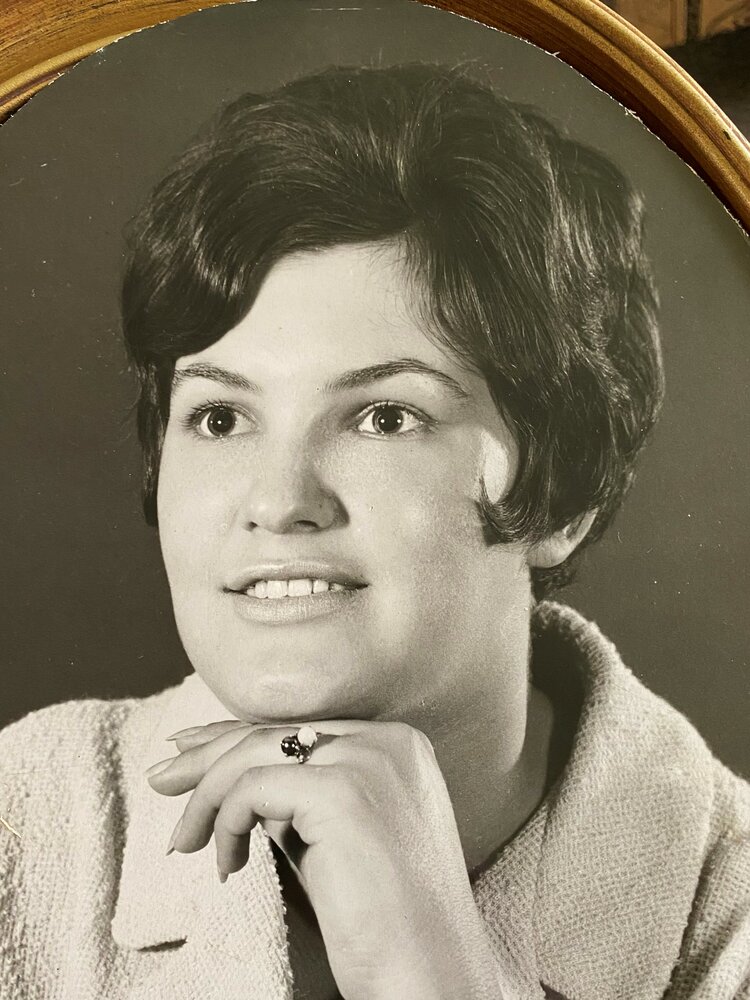 Sharon Lee Cunningham - 2022 - H. W. Angus & H. C. MacQuarrie Funeral Homes