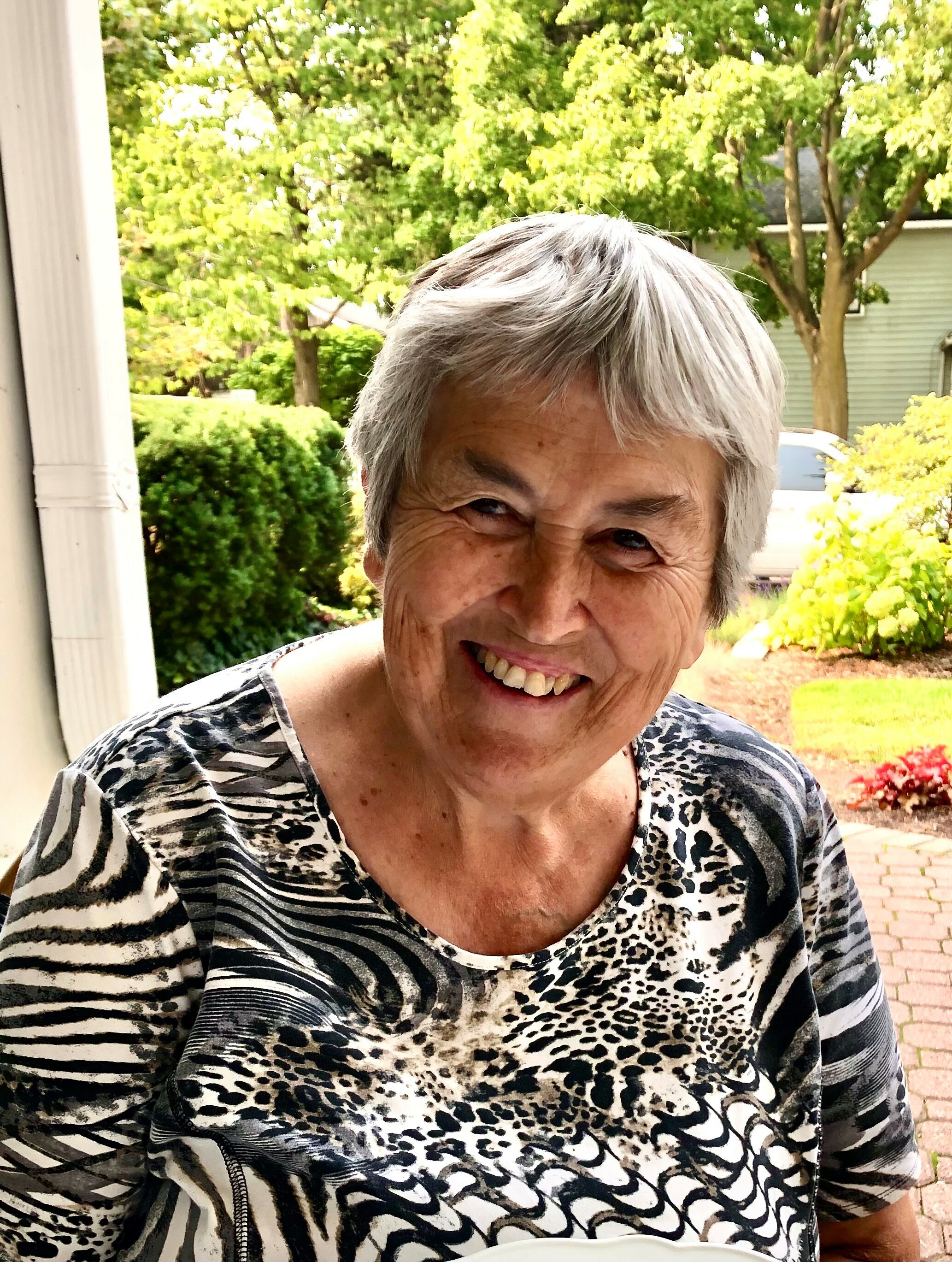 Sharon Lee Sommer - 2022 - Stettler Funeral Home & Crematorium Sharon Lee Sommer - 2022 - Stettler Funeral Home & Crematorium
