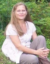 Suzi Kinamon - 2022 - Macon Funeral Home