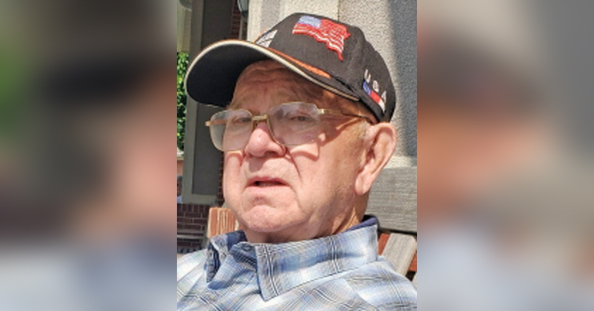 Obituary information for Edward "Pete" R. Stapleton