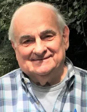 Robert L. Moore - 2022 - Hannemann Funeral Home, Inc.