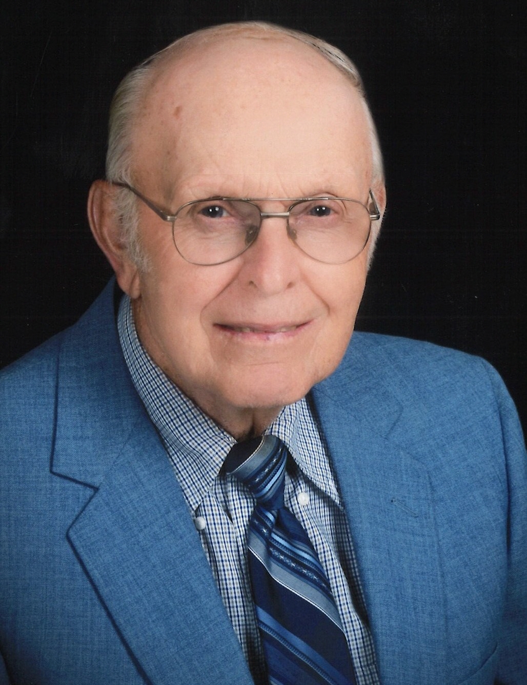 Robert A. "Bob" Larson - 2022 - Erickson Funeral Home