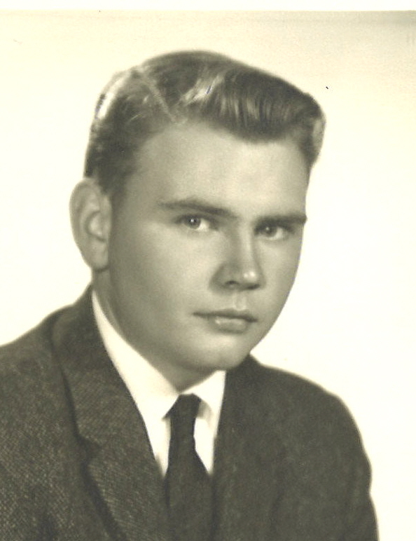 Louis F. Larson - 2022 - Albrecht Funeral Homes