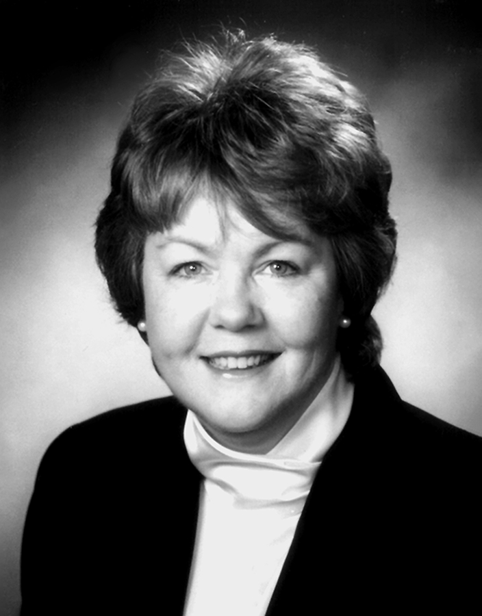 Christine Bernice Halsten - 2022 - Iles Funeral Homes