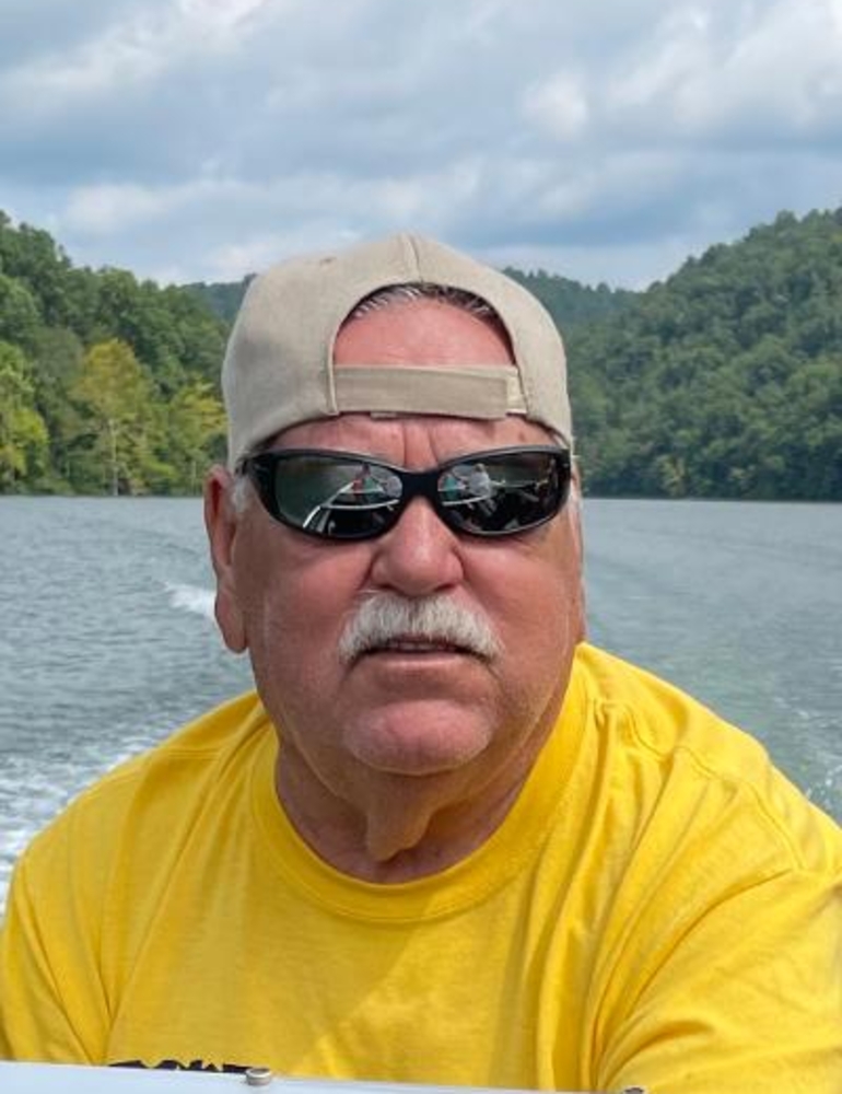 Savannah Hurst's Instagram, Twitter & Facebook on IDCrawl