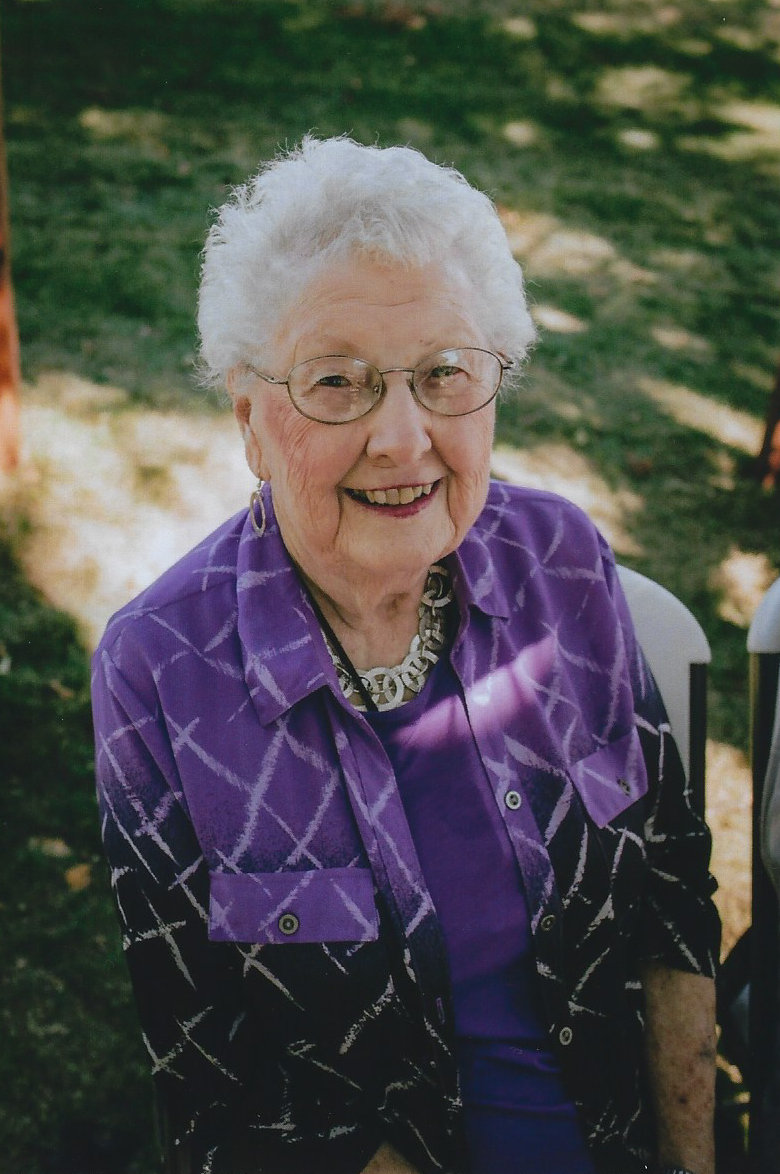 Oma Lenore Luhman - 2023 - Boeke Funeral Homes