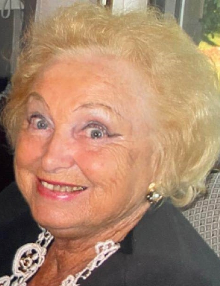 Alma Rosalie Kuiper - 2023 - Zaagman Funeral Home