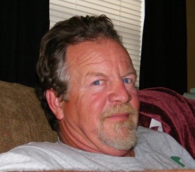 Kevin Moore 27875758